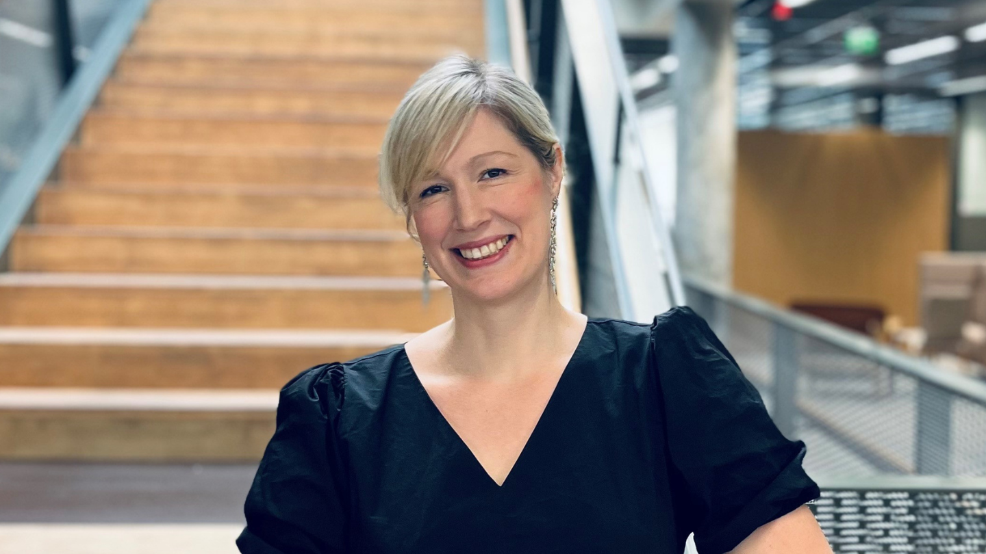 Heini Pensarin kolumni: Maahanmuuttaja ei opi kieltä ennen töitä vaan ...